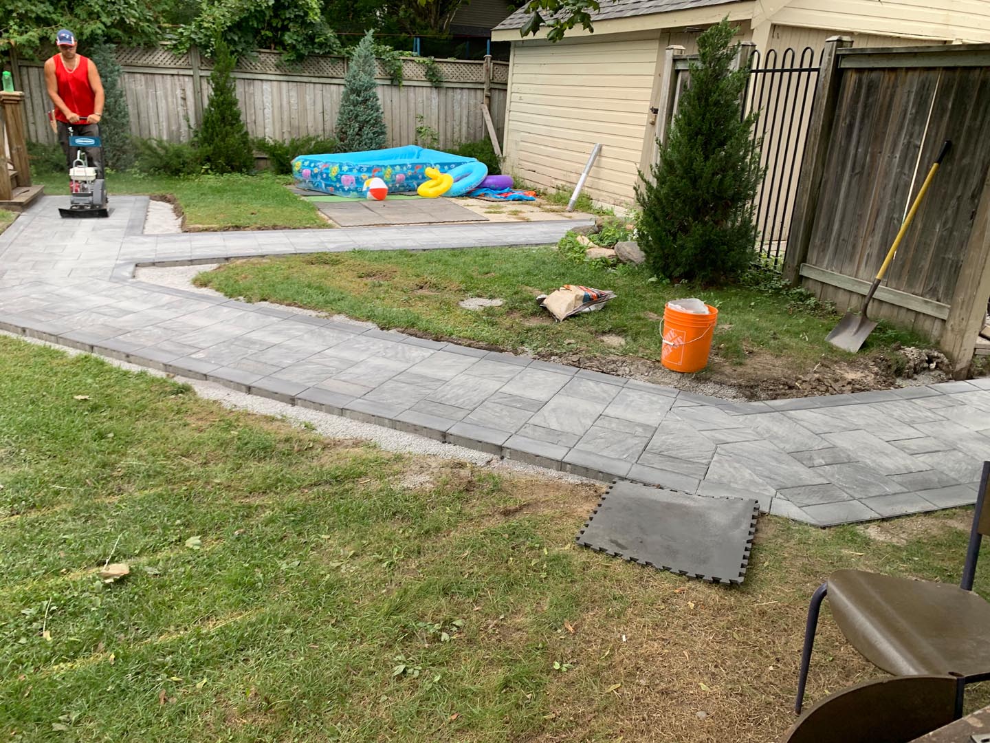 How to Lay Paving Stones | ISR Gardening